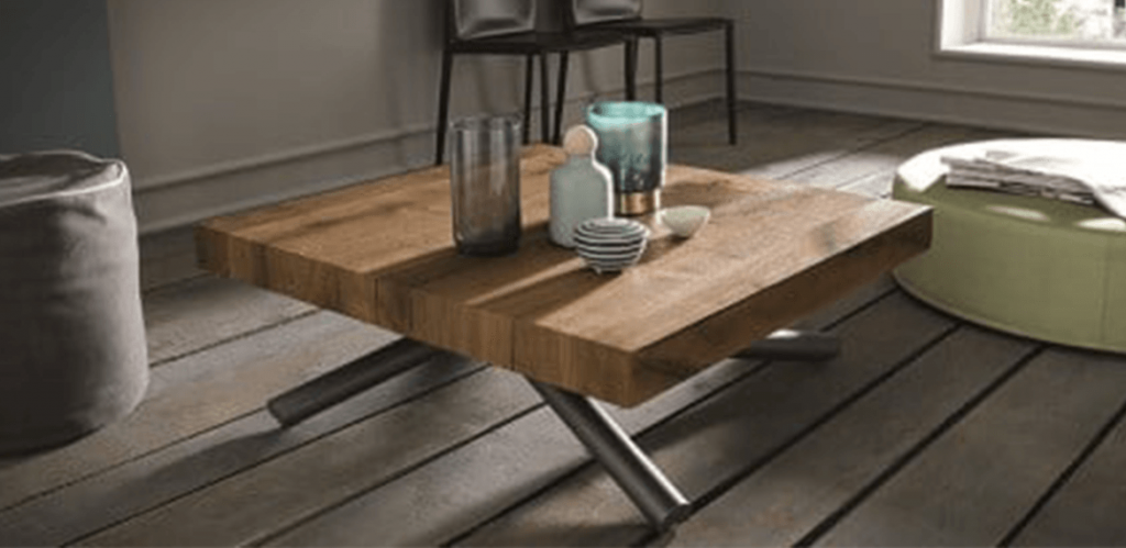 La table basse relevable : qu’est ce que c’est ? | Mobilier extensible | Wikimeubles