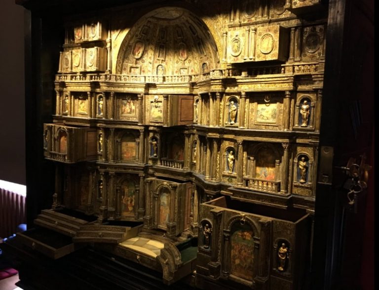 Les Meubles de la Renaissance | Mobilier par époque | Wikimeubles